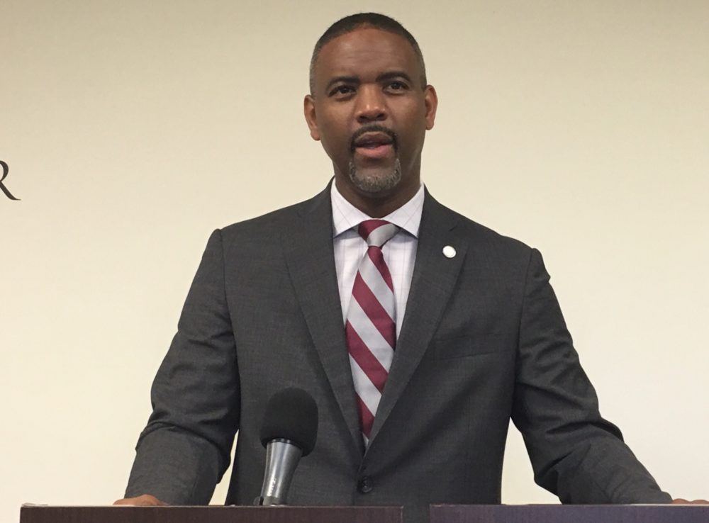 Board to consider appointing Lane as chancellor of Carbondale campus ...