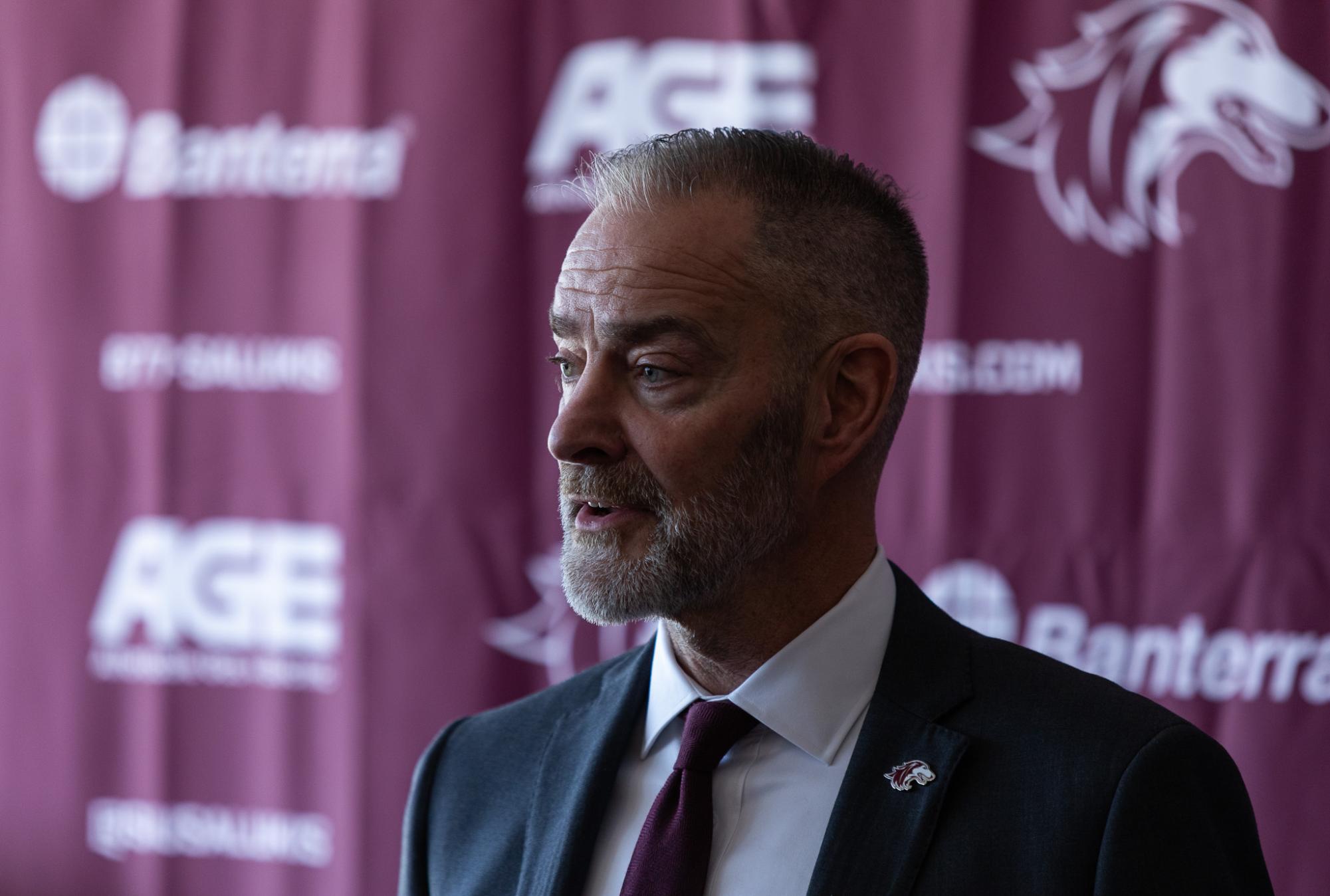 It’s the Valley, Scott: Nagy introduced as Saluki head coach – The ...